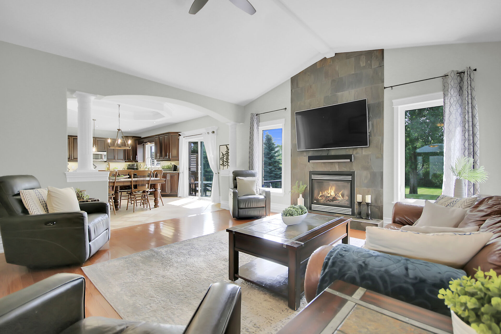 Virtual tour of 1484 Cobe Terrace, Kars, Ontario, K0A 2E0